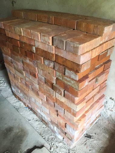 PUNANE TELLIS | Ehitus.Pro